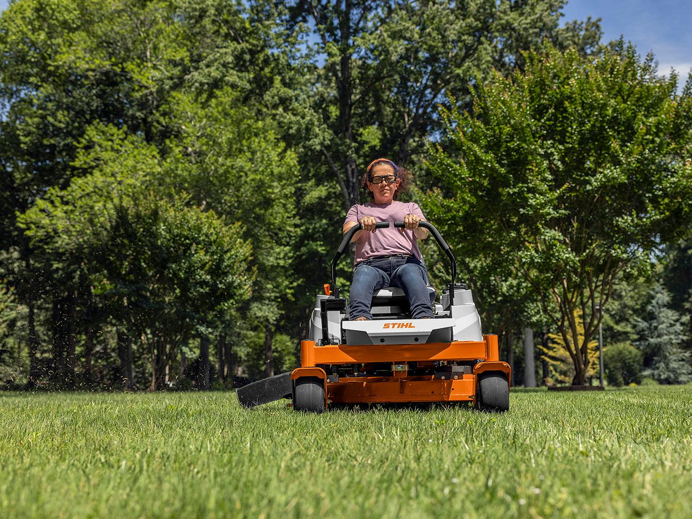 STIHL RZ 142 | Lawn Mowers | STIHL USA