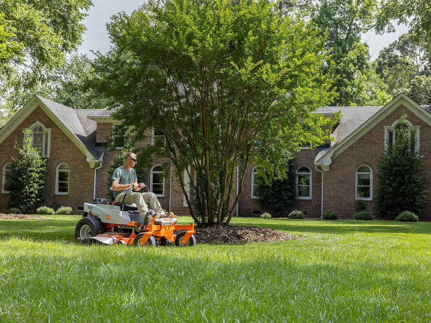 STIHL RZ 261 | Lawn Mowers | STIHL USA